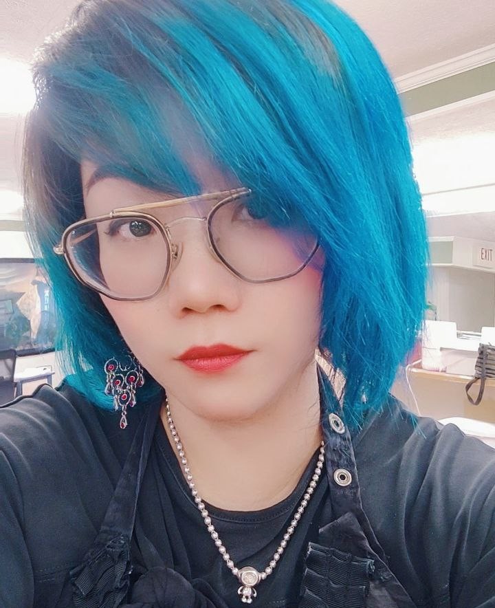 Sunny D, Stylist